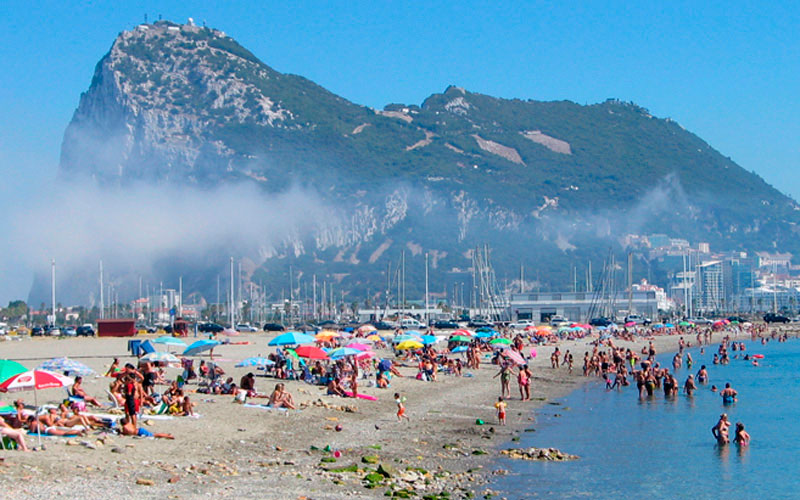 La Línea comienza el 10 de junio su temporada de playas